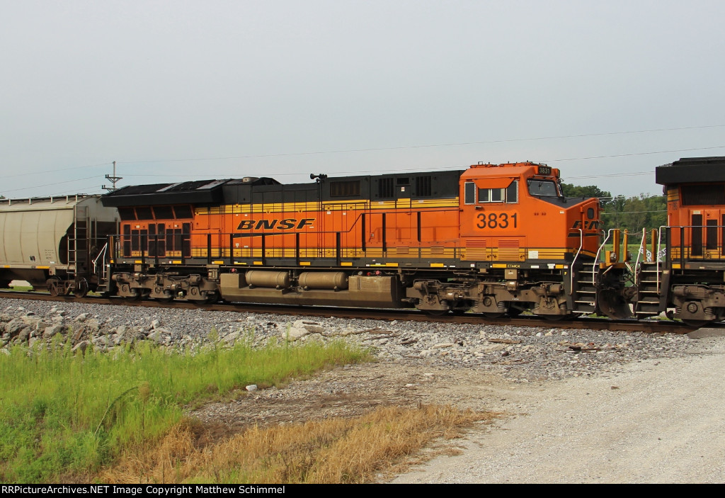 BNSF 3831